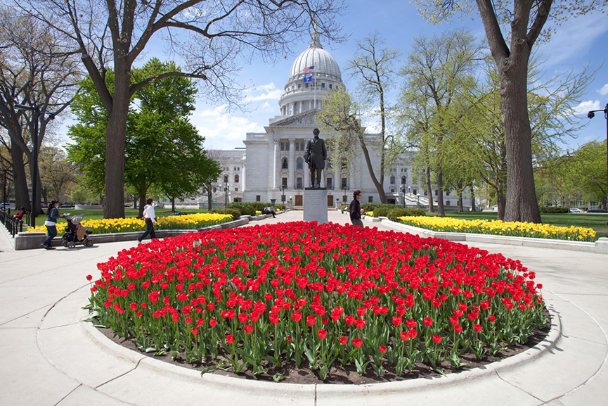 Eat, Drink & Party in Madison, Wisconsin - Andrew Zimmern