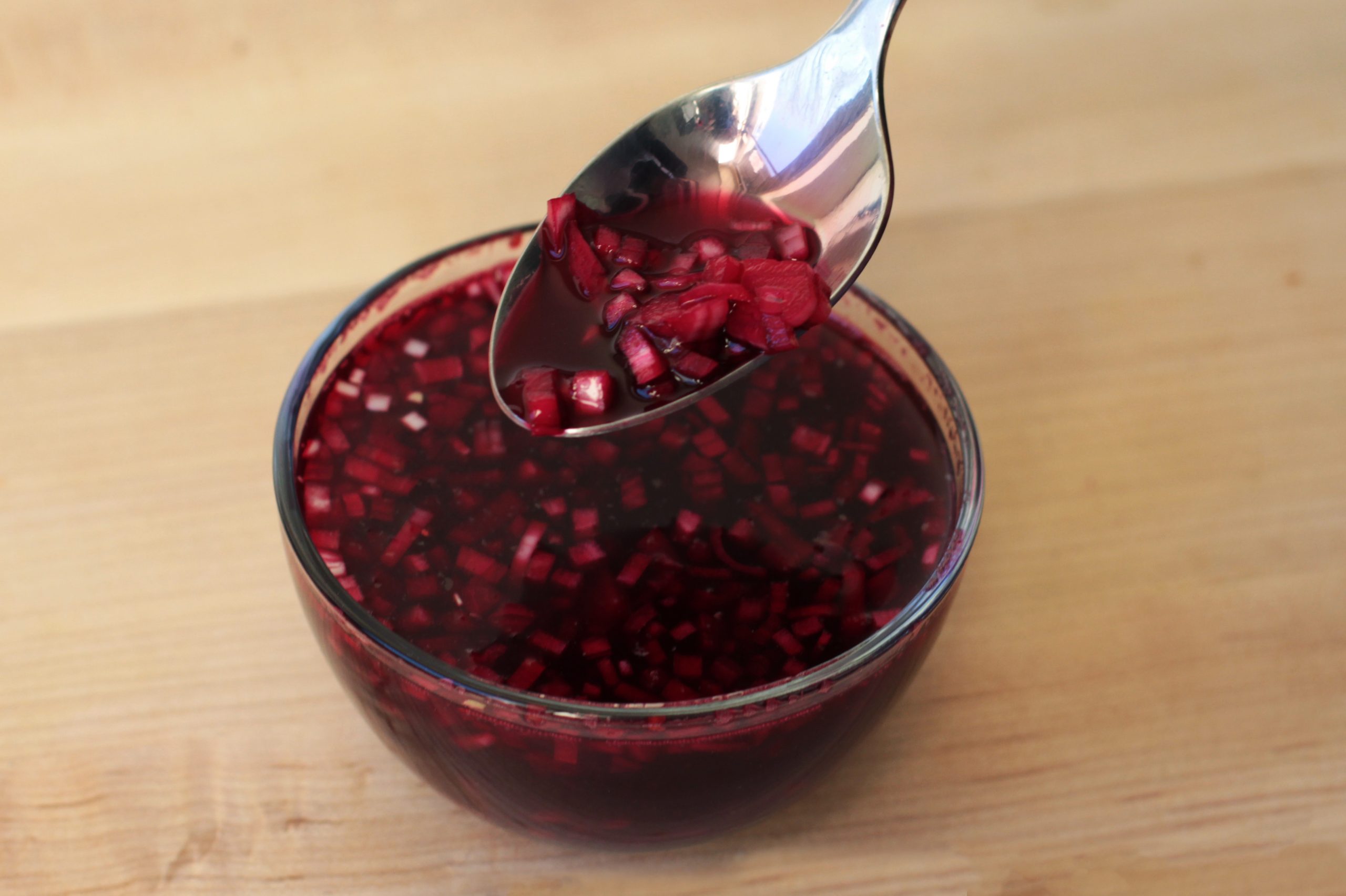 Andrew Zimmern Cooks: Mignonette Sauce - Andrew Zimmern