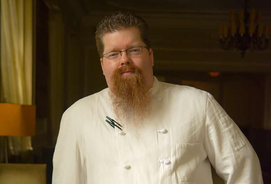 5 Questions: Mike DeCamp - Andrew Zimmern